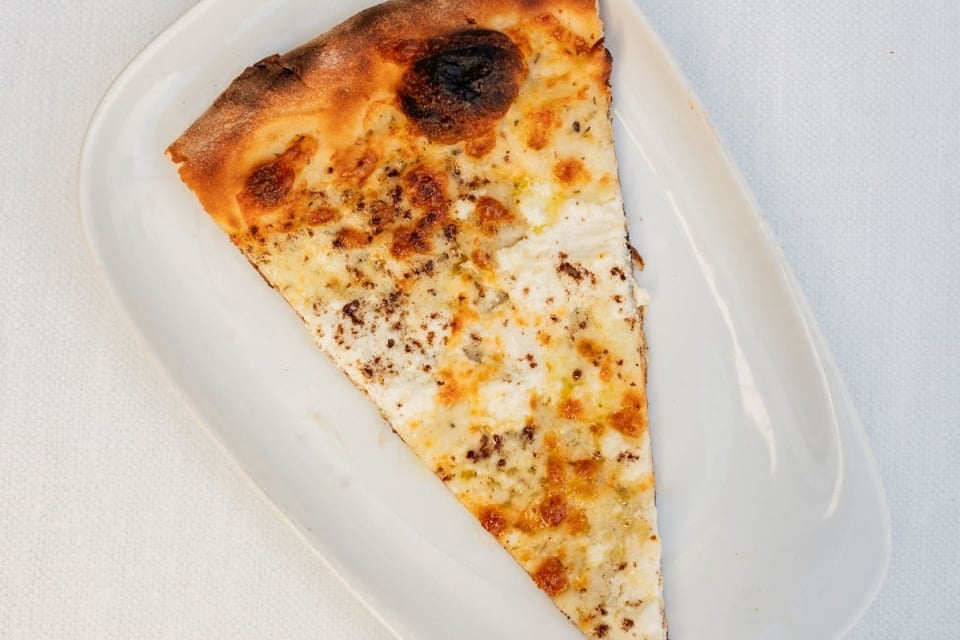 Flour Pizzeria & Cafe